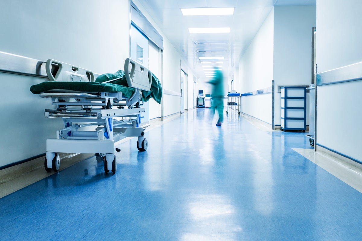 53,000 NHS staff off sick as Wes Streeting says he cannot rule out ...