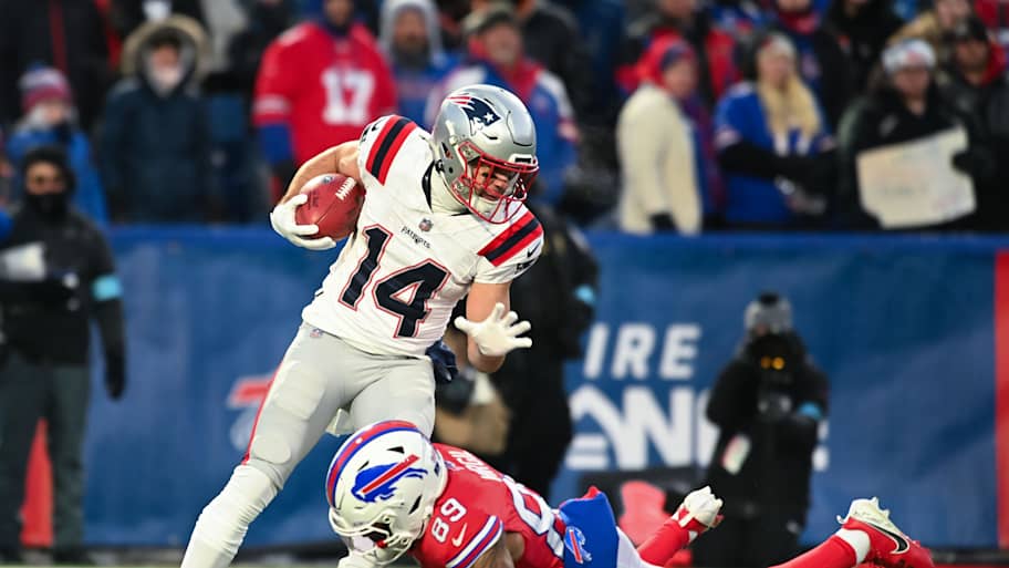 Former Patriots WR Signs With NFL Playoff Team