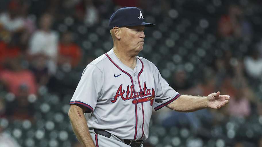 Braves Sign Flame-Throwing International Pitcher to $1.8 Million ...