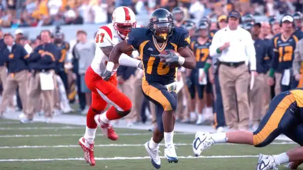 Steve Slaton to Be Inducted Into College Football Hall of Fame