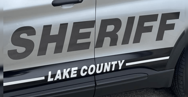 Route 41 in suburbs shut down as SWAT team responds to standoff during ...