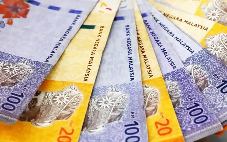 Malaysia’s forex reserves at 3-year high to aid ringgit stability