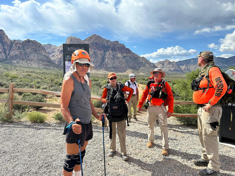 Website leads rescuers to hiker stranded at Red Rock Canyon Website leads rescuers to hiker stranded at Red Rock Canyon