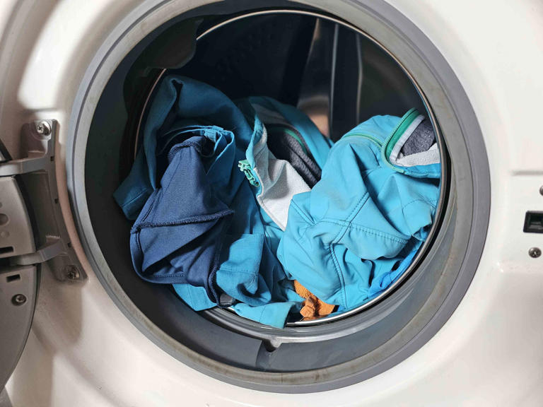 How to stop your washing machine from smelling musty all summer long