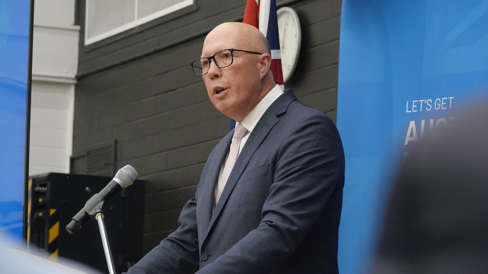 Peter Dutton's plan to legislate Australia Day on January 26 gains support