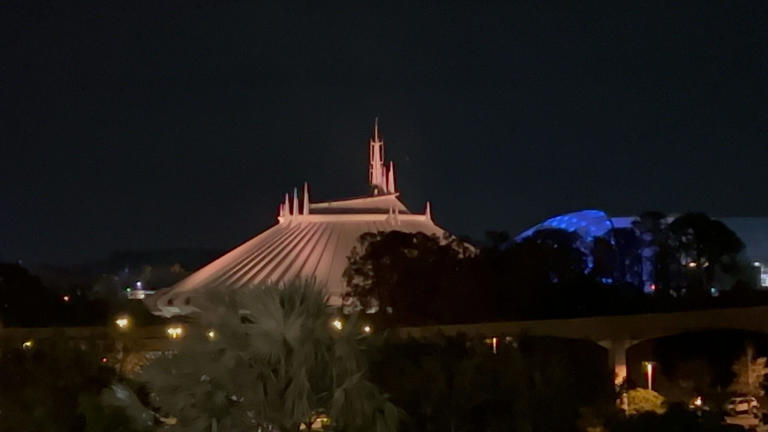 VIDEO: Take a Ride on Space Mountain with the LIGHTS ON for the Ride’s ...