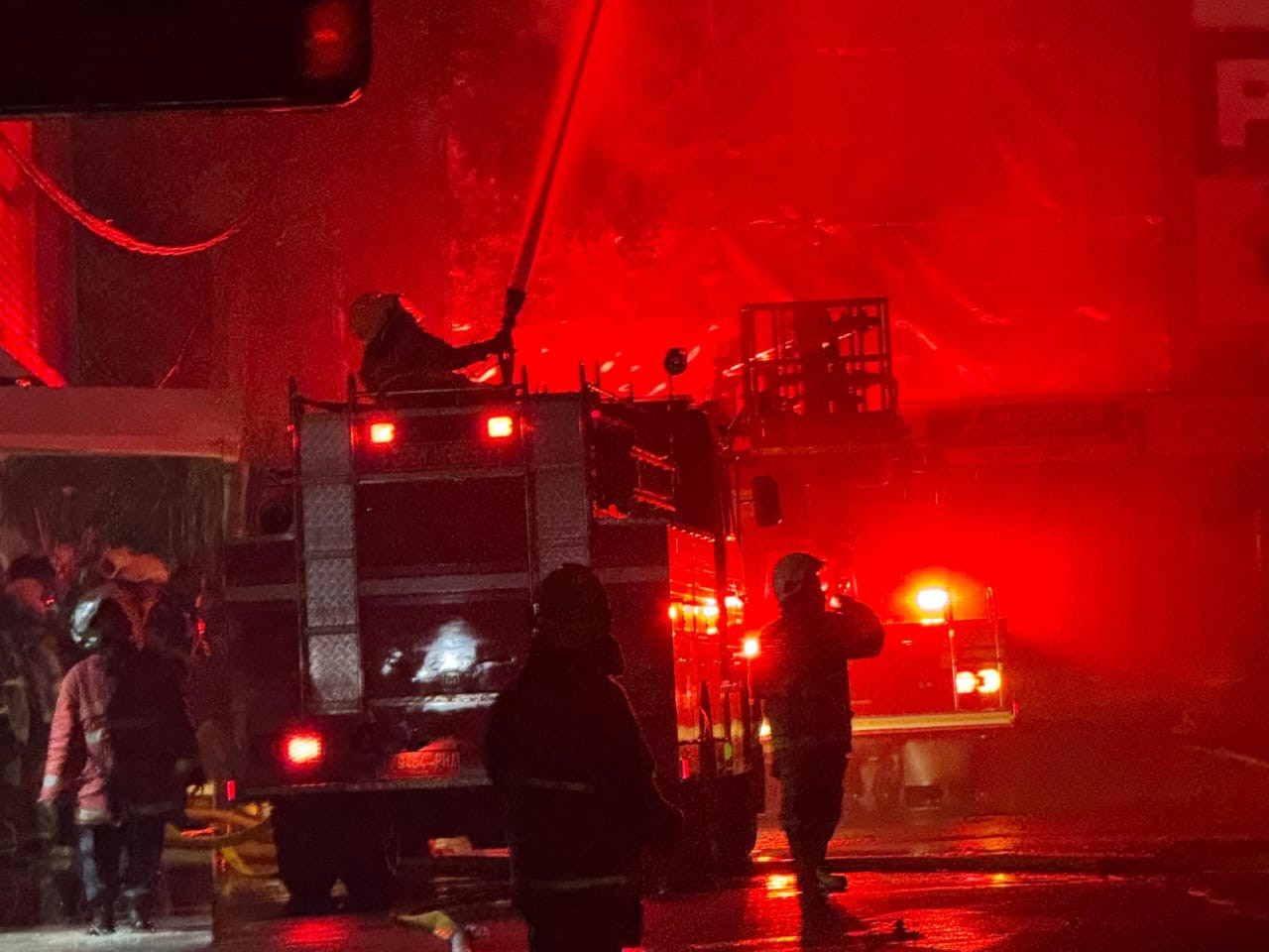 Satgas BPBD Jakarta Kembali Evakuasi Dua Jenazah Korban Kebakaran ...