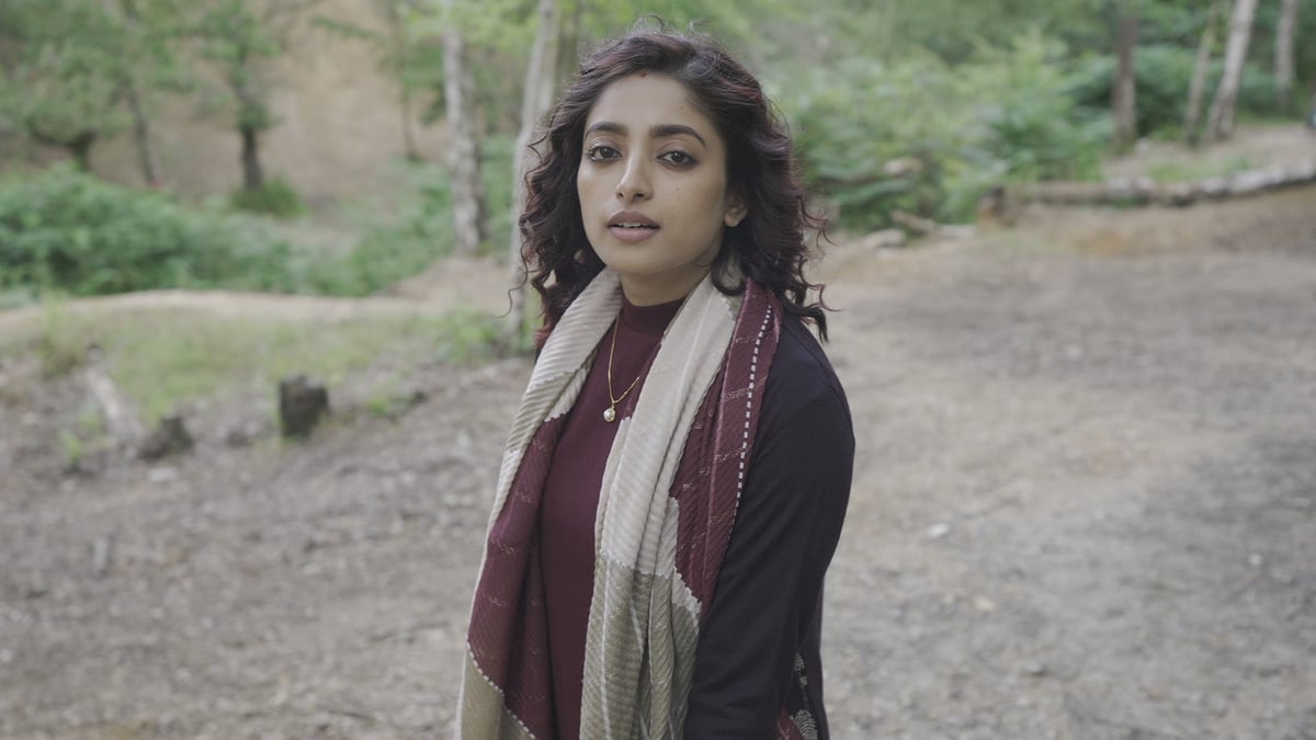 Actor Ishaa Saha discusses her character Riya in Joydeep Mukherjee’s ‘Oporichito’