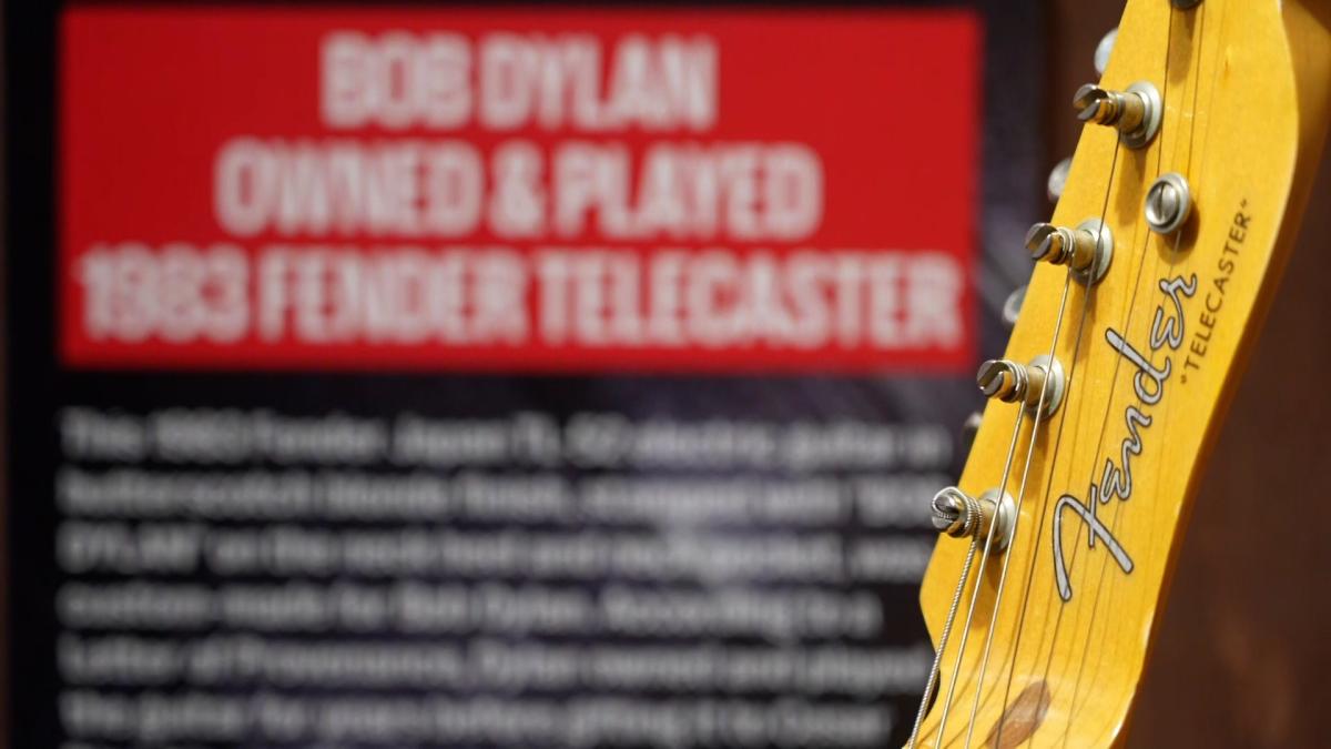 La colección de objetos de Bob Dylan perteneciente al periodista Al ...