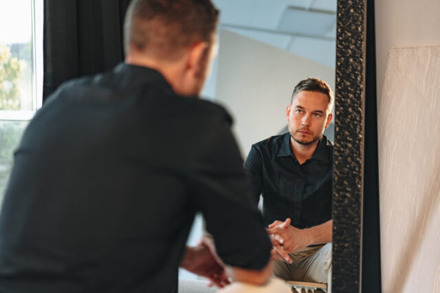 How To Spot When You’re Comparing Yourself To Others Based On What You ...