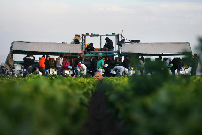 On the Mexico border, residents await Trump with anticipation, concern