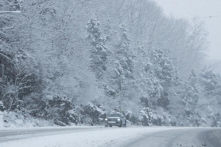 Winter Weather Warnings For 5 States As 10 Inches of Snow To Hit