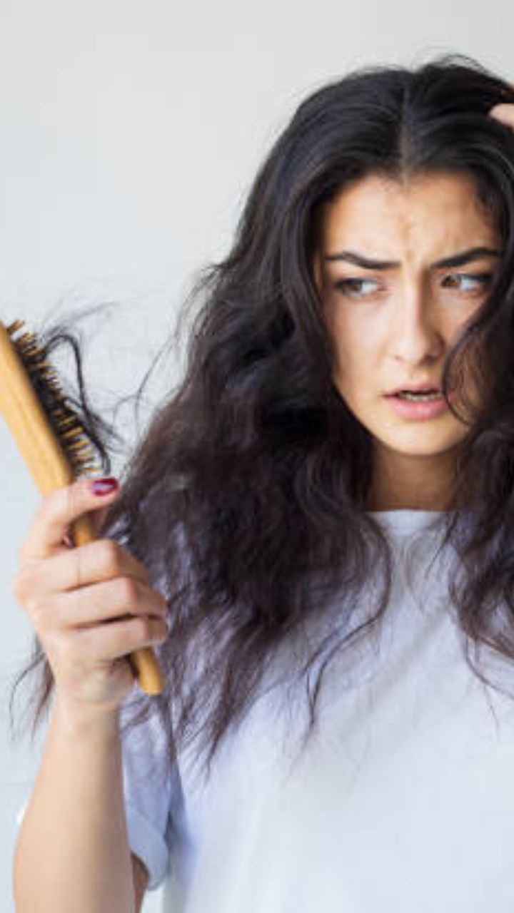 10 habits that leads to excessive hair fall