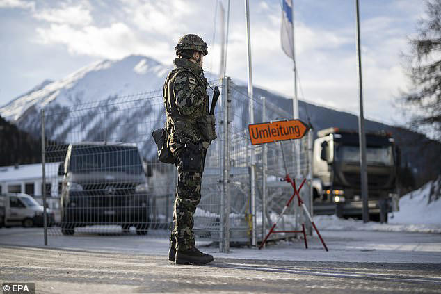 Soldiers prepare defences ahead of World Economic Forum meet in Davos