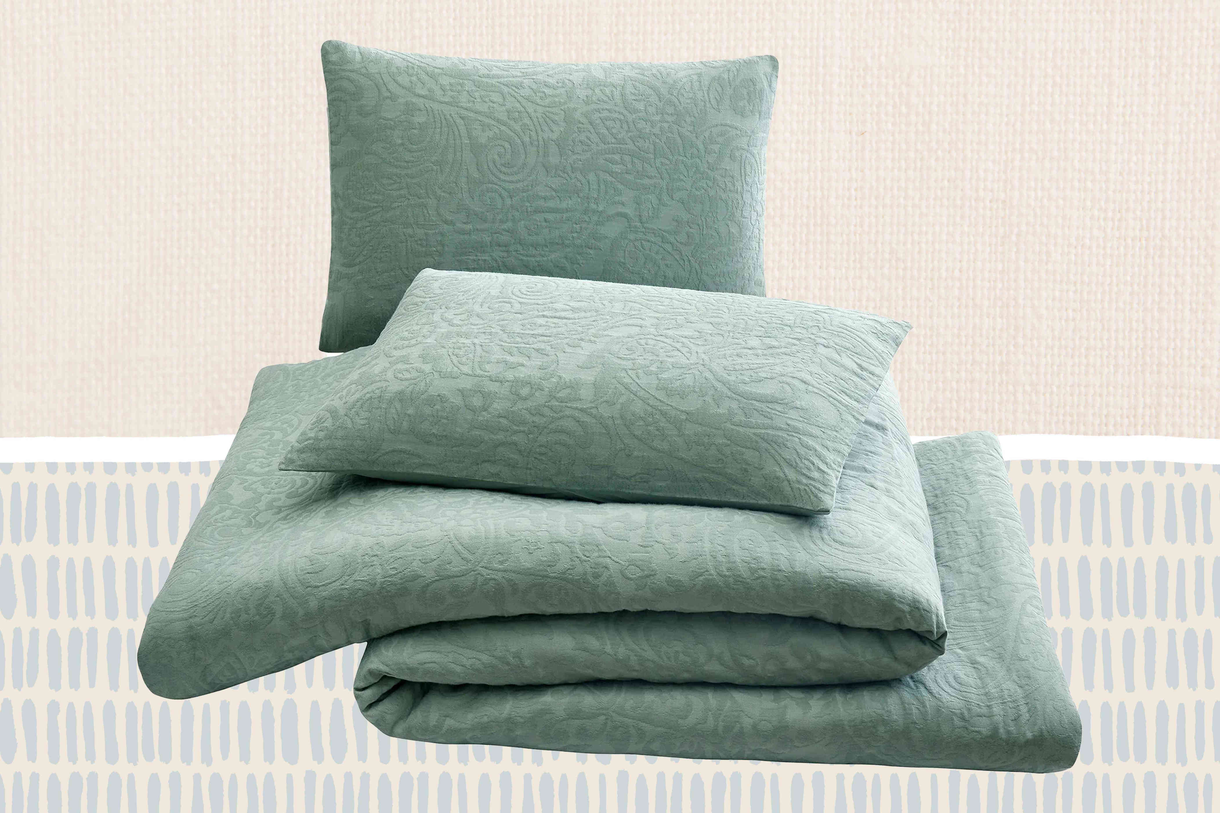 10 Bedding Essentials from Our Walmart Collection That Feel Luxurious ...