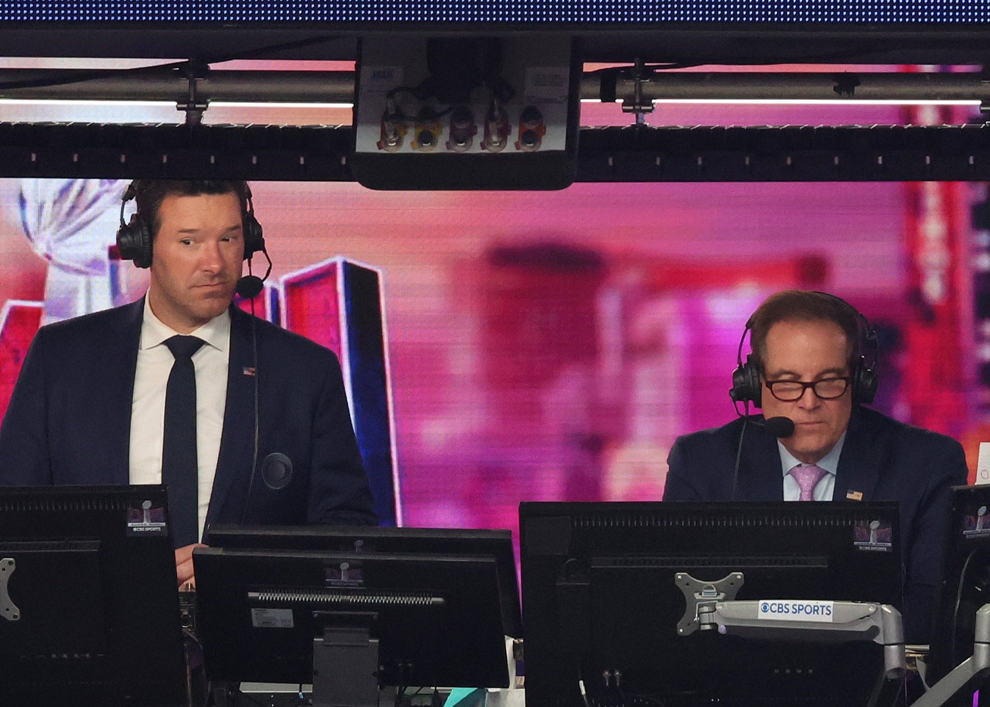 NFL playoff announcers: Television broadcasters, announcing crews for ...