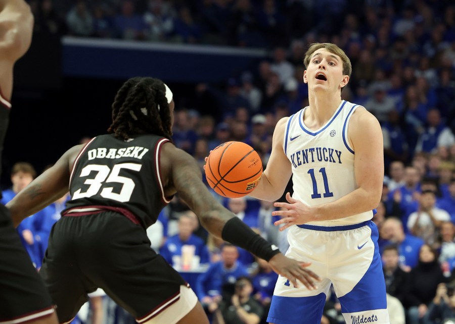 ‘He’s terrific’: Travis Perry thriving in expanded role with Kentucky ...