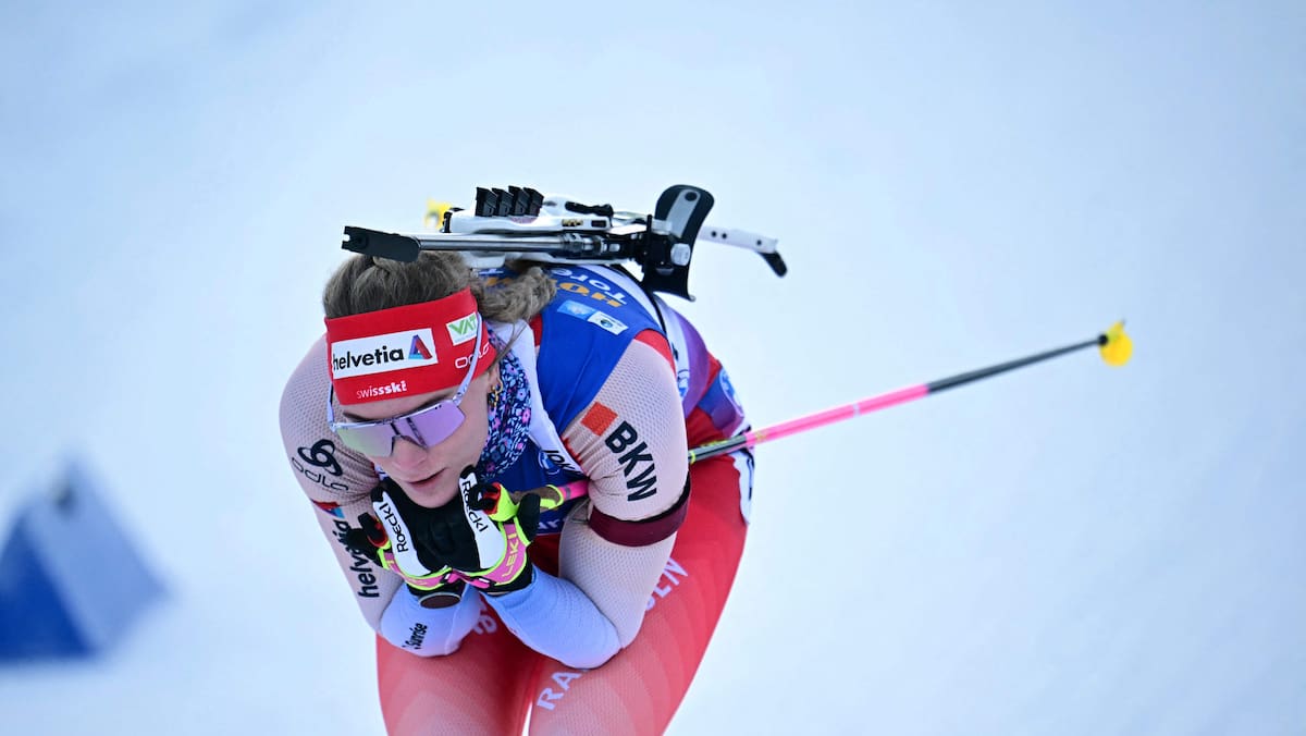 Sur le 15 km: Amy Baserga offre un podium à la Suisse en biathlon