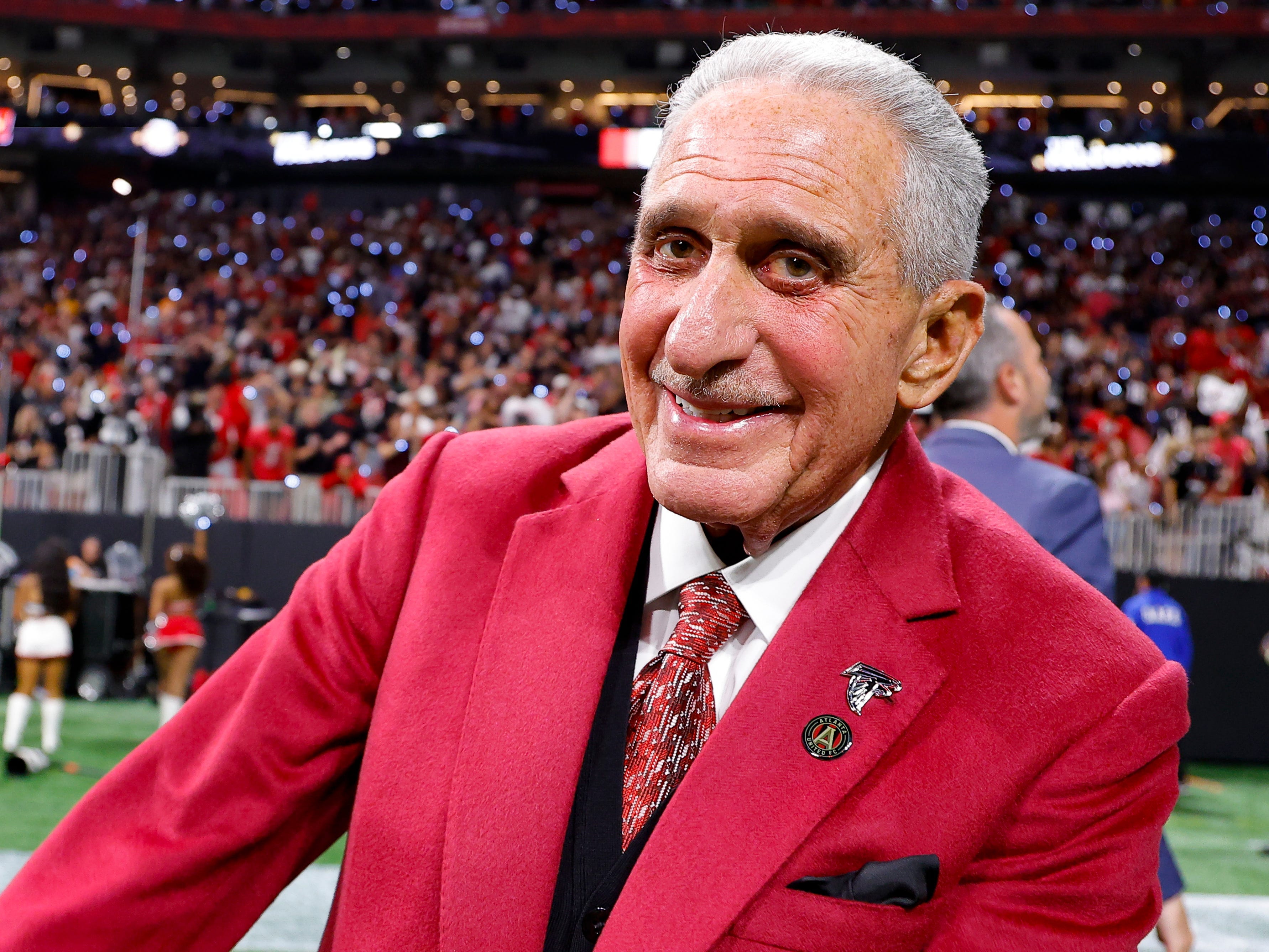 Meet the billionaire owners of every NFL team