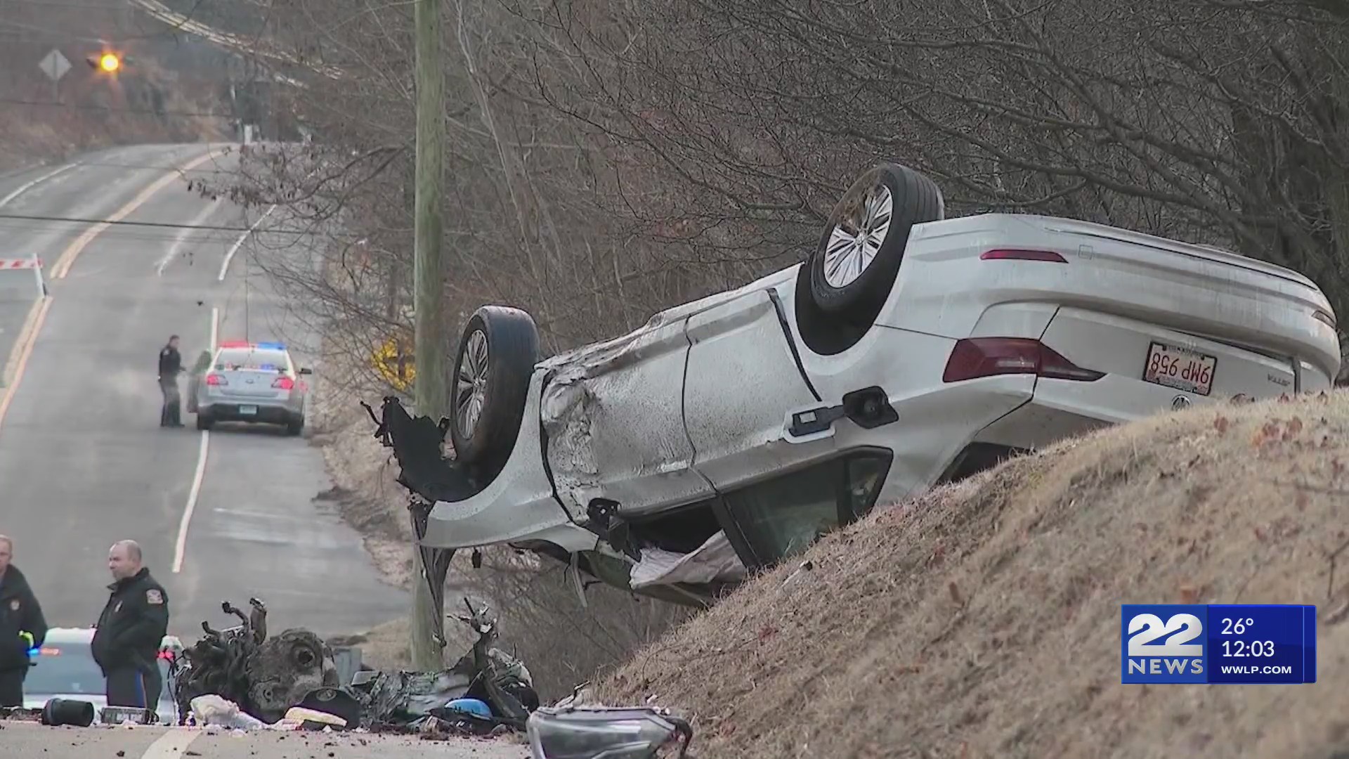Rollover crash shuts down Route 190 in Somers