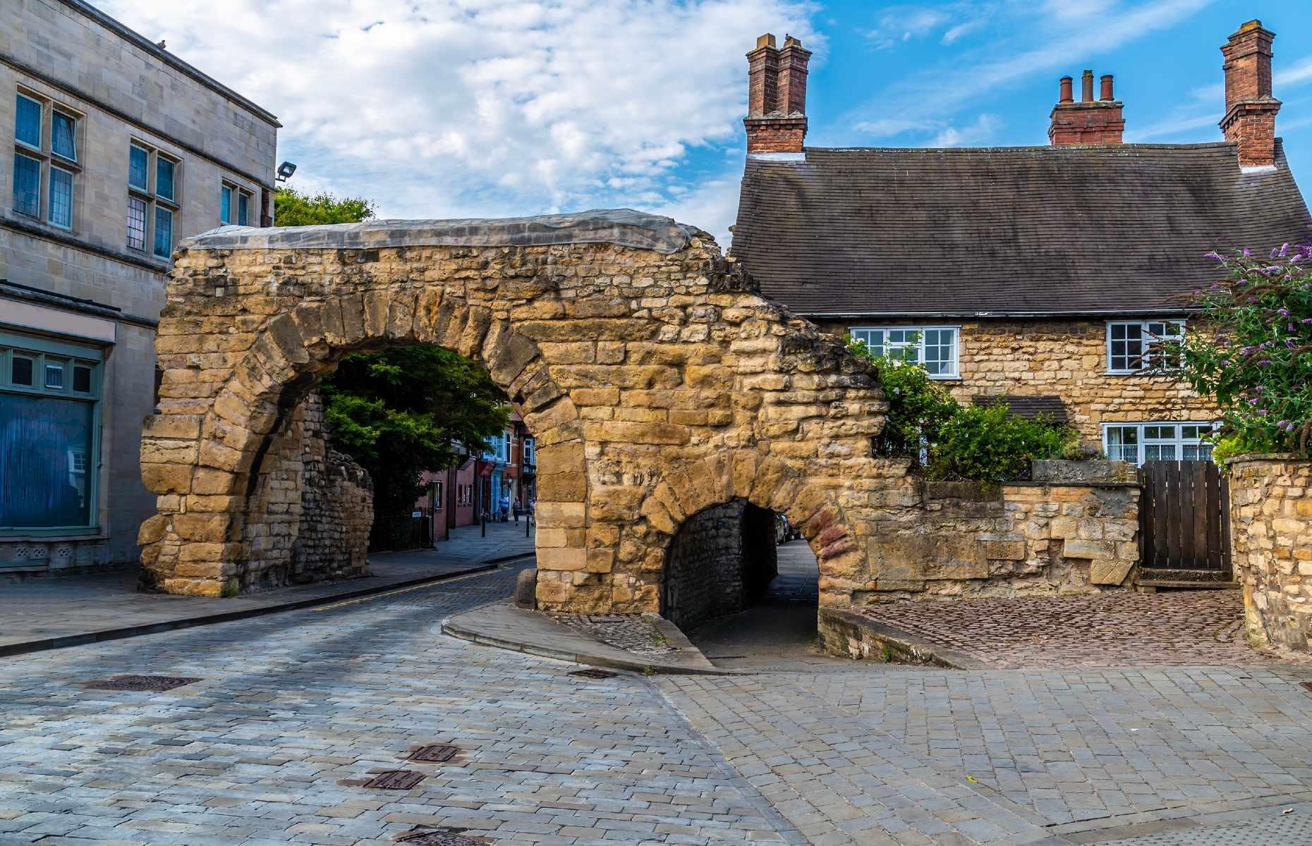 A guide to the most impressive Roman settlements in Britain today