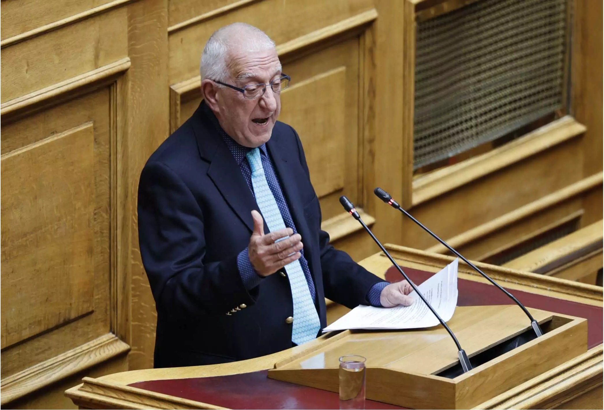 ΠΑΣΟΚ κατά Κακλαμάνη και Μαξίμου για τη Διάσκεψη: «Αντιθεσμική ...