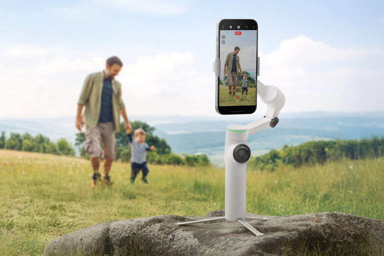 Insta360’s new Flow 2 Pro gimbal can keep multiple people perfectly framed