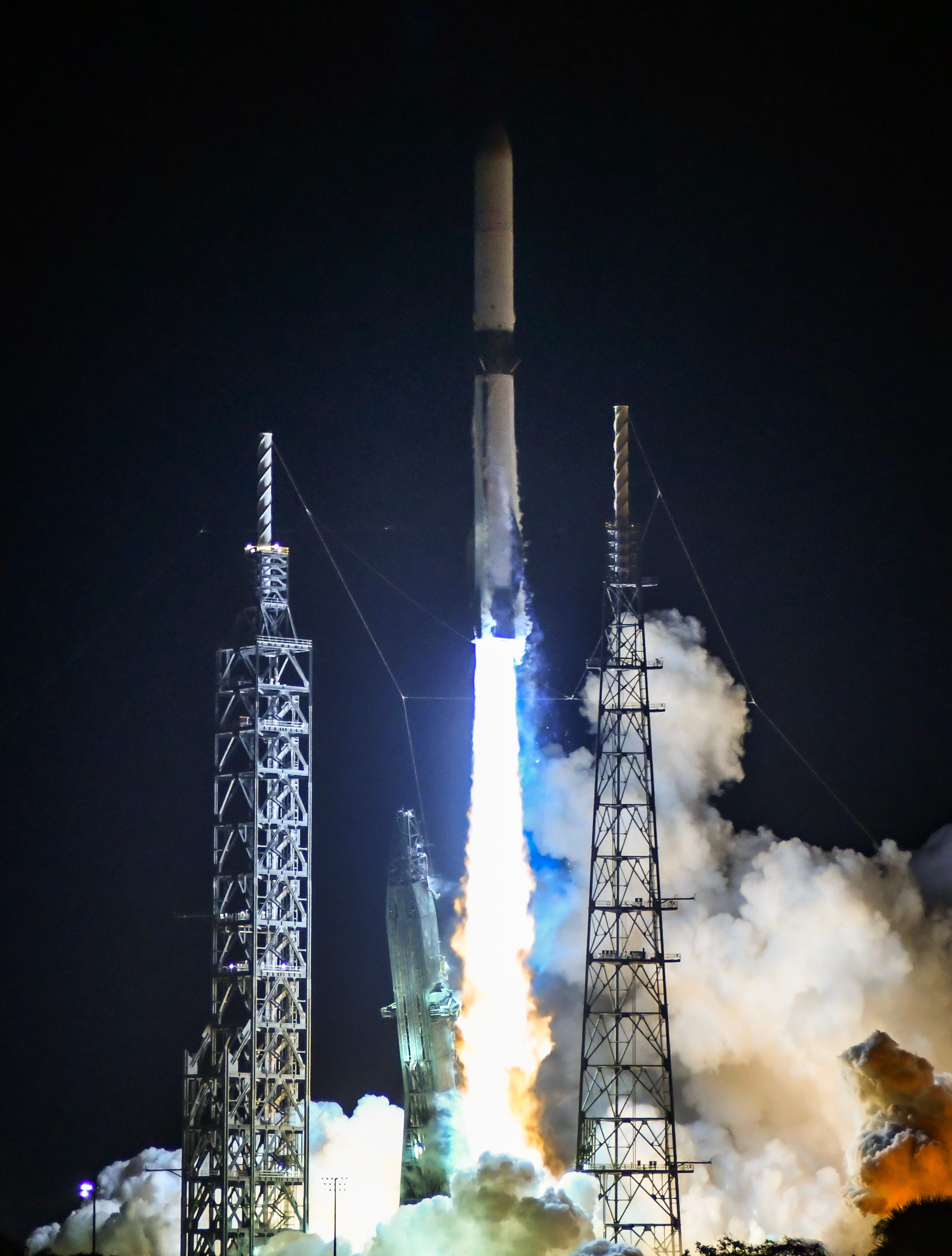 What to know about Blue Origin's New Glenn rocket ahead of 2nd launch ...