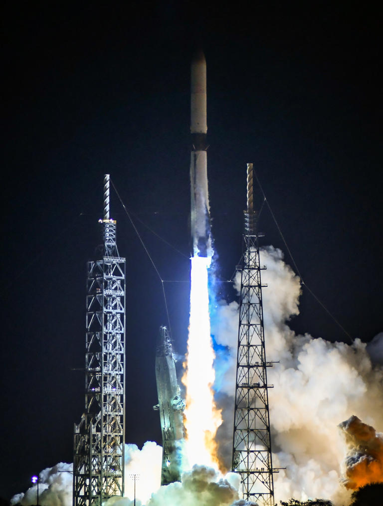 What to know about Blue Origin's New Glenn rocket ahead of 2nd launch ...