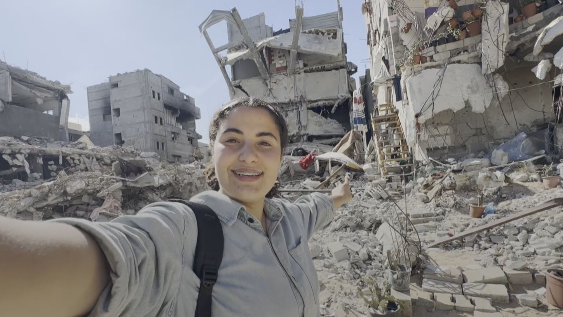 Palestinian journalist Bisan Owda documents the destruction in Gaza