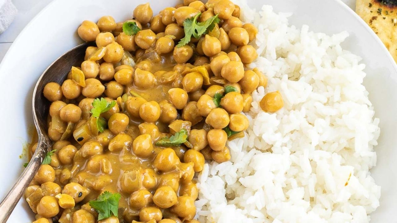 20 pantry-staple mains built on beans and grains