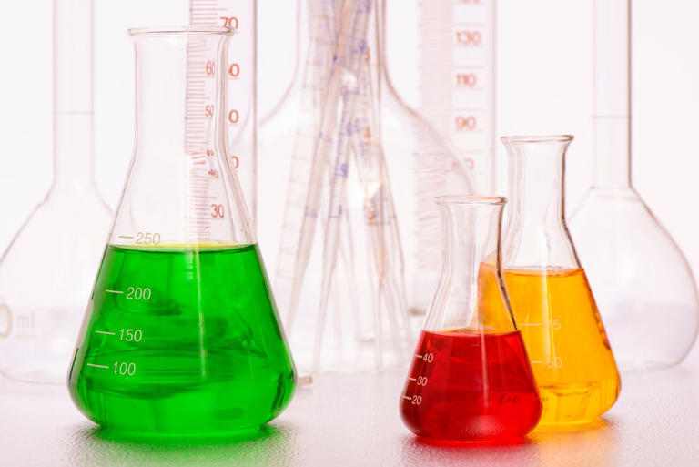 115 Cute Valentine's Day Puns to Make Loved Ones Laugh in 2025