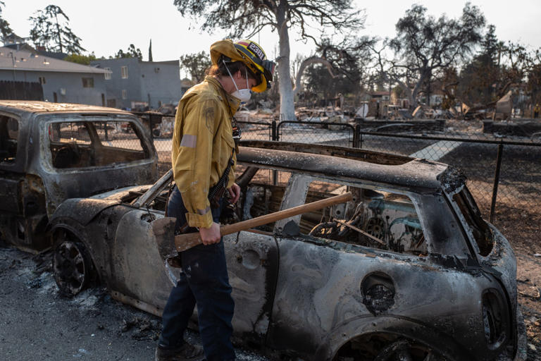 Residents Mourn the Loss of ‘Beautiful Altadena’ and Turn Toward Rebuilding