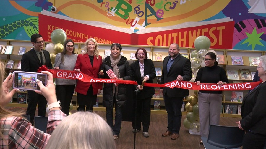 Southwest Bakersfield Kern County Library reopens after year-long ...