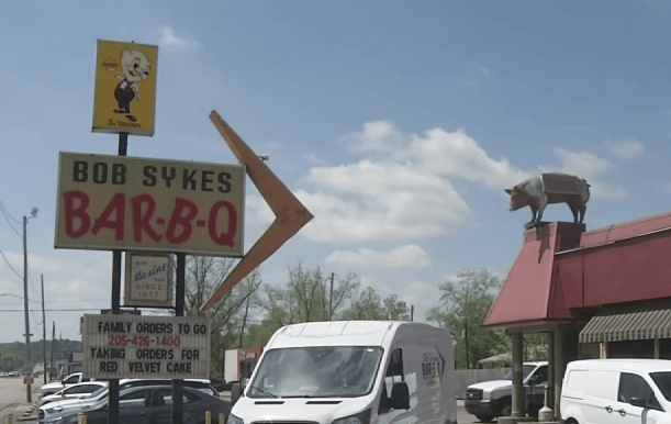 Bob Sykes Bar-B-Q offering tour and demo in Bessemer
