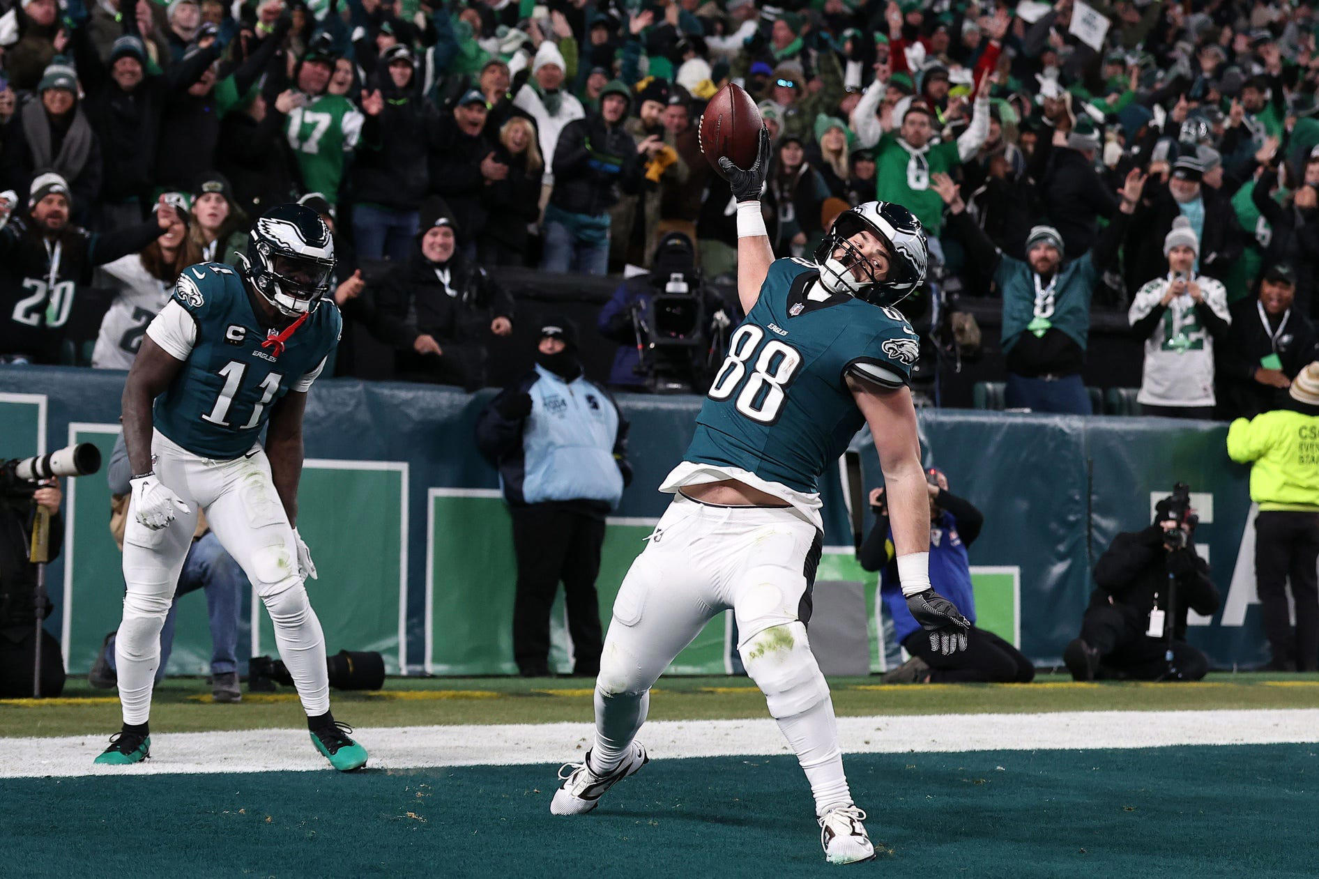 Dallas Goedert injury updates: Latest news on Eagles TE Dallas Goedert injury updates: Latest news on Eagles TE