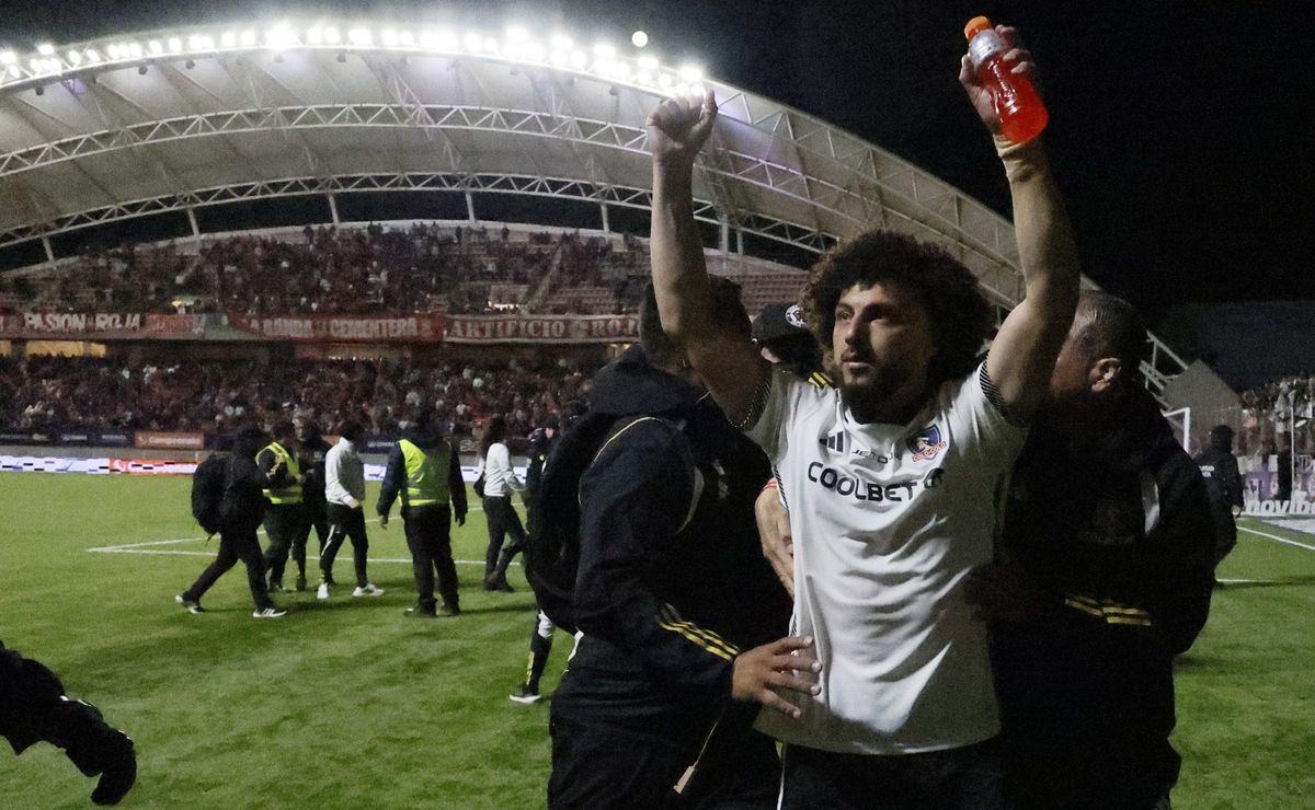 Campeón de América le lanza la última palada a Maxi Falcón en Colo Colo ...