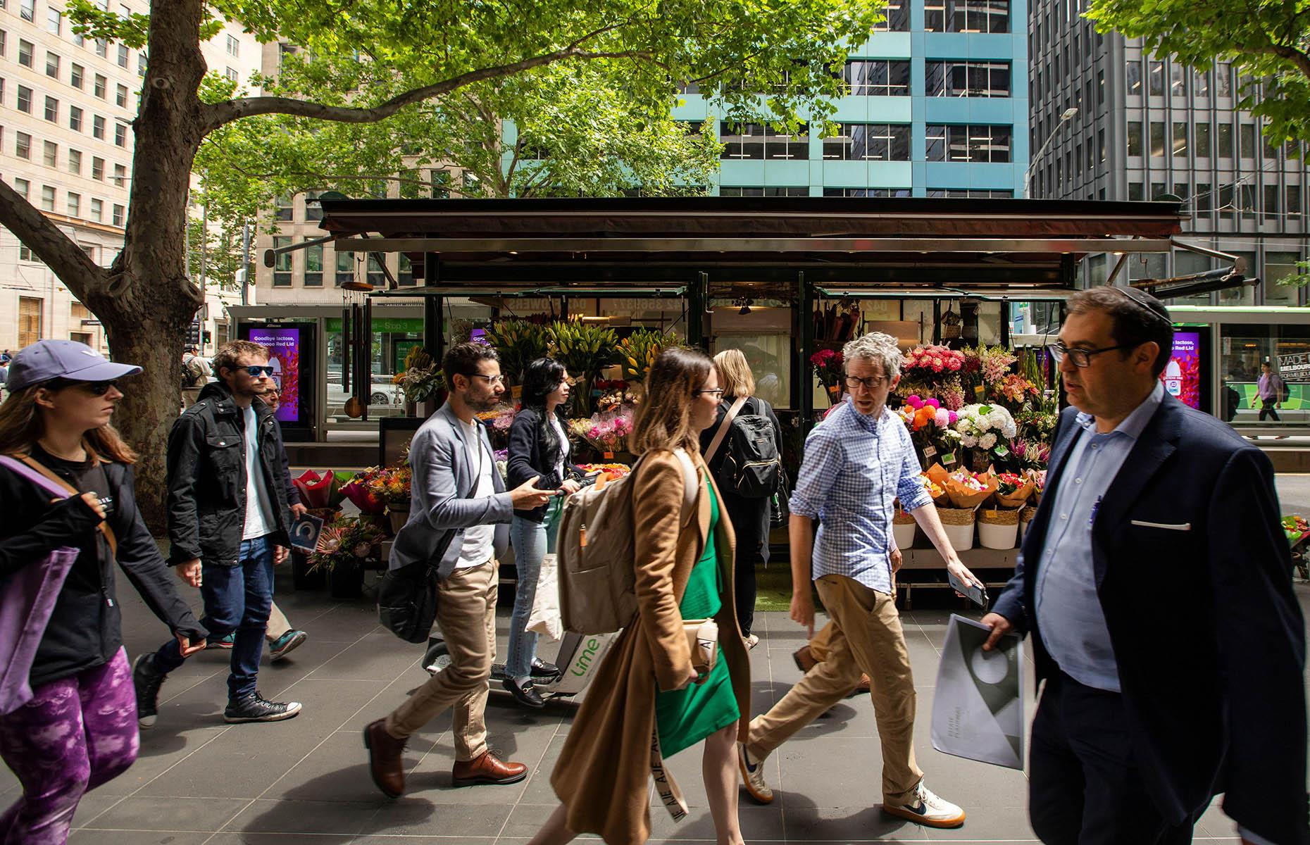 What's the average Australian salary, how does it compare globally?