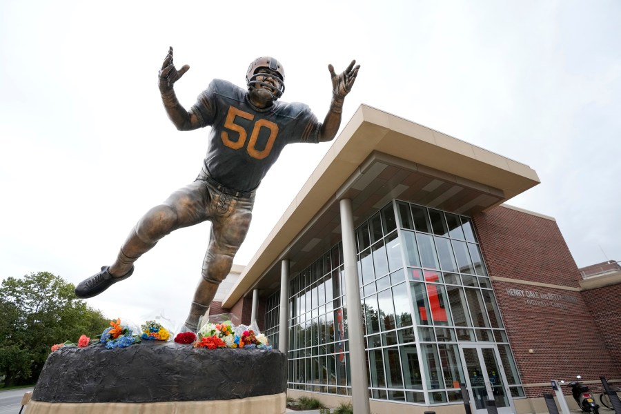 Illinois to host 2025 Butkus Award Show in Memorial Stadium