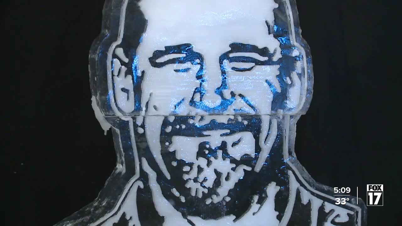 West Michigan ice carver pays tribute to Detroit Lions head coach West Michigan ice carver pays tribute to Detroit Lions head coach