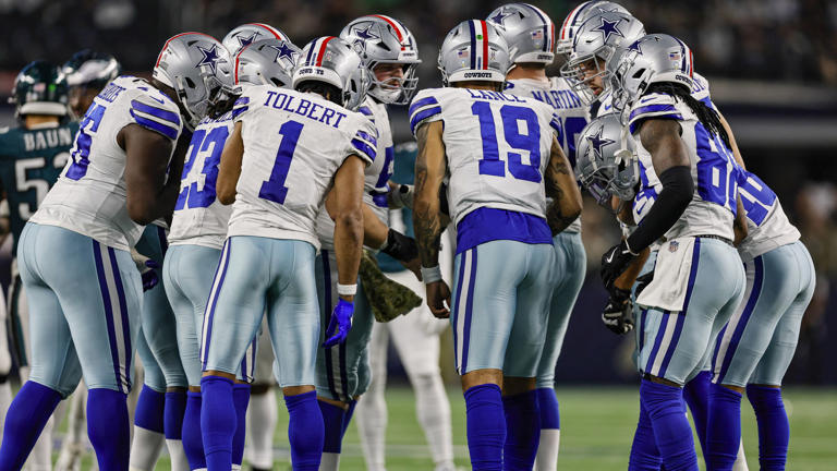 Dallas Cowboys offensive depth chart heading into the 2025 offseason