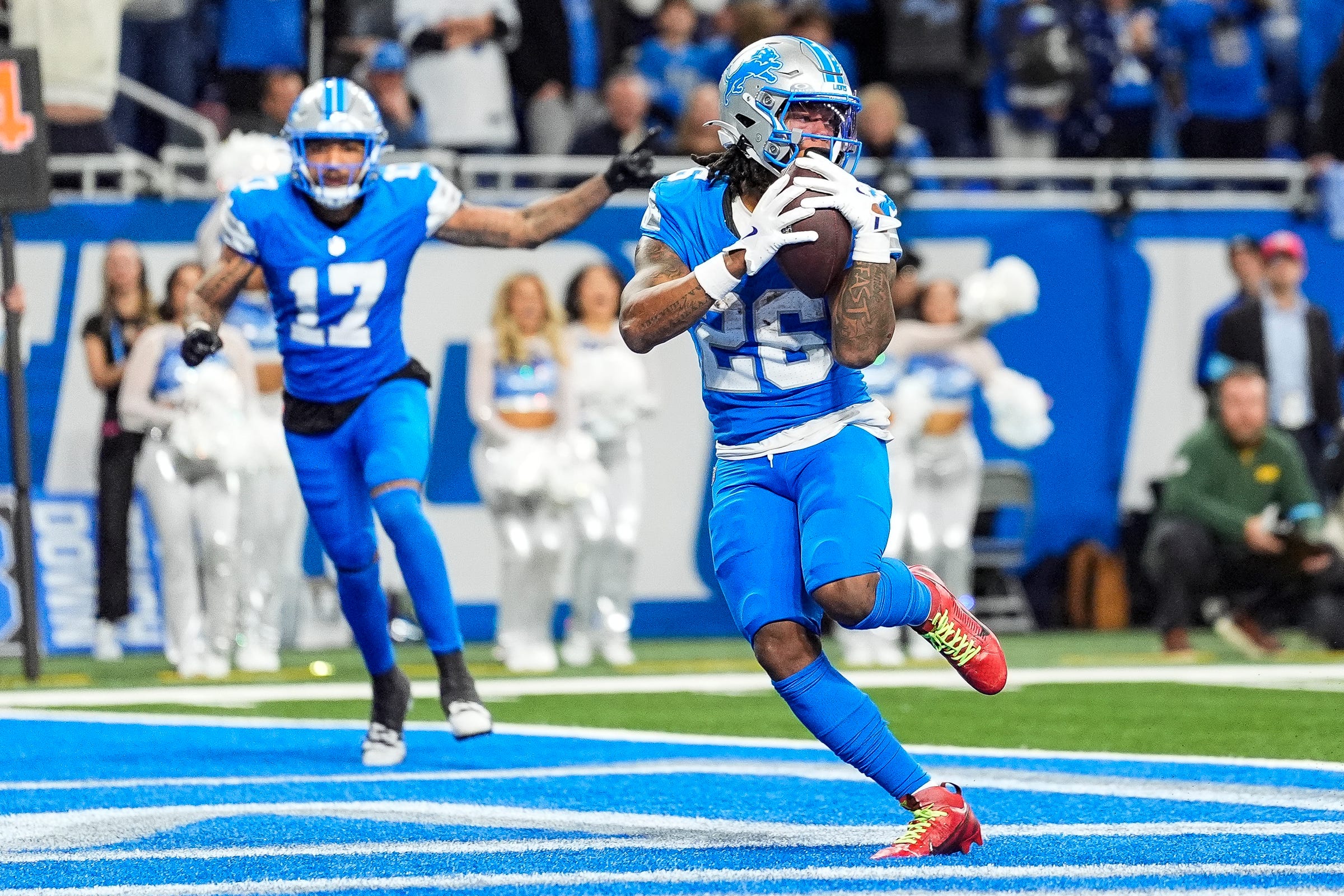 Detroit Lions pick all-Honolulu Blue uniform for playoff game vs ...