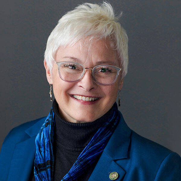 Sarah Perry announces reelection for King County Council