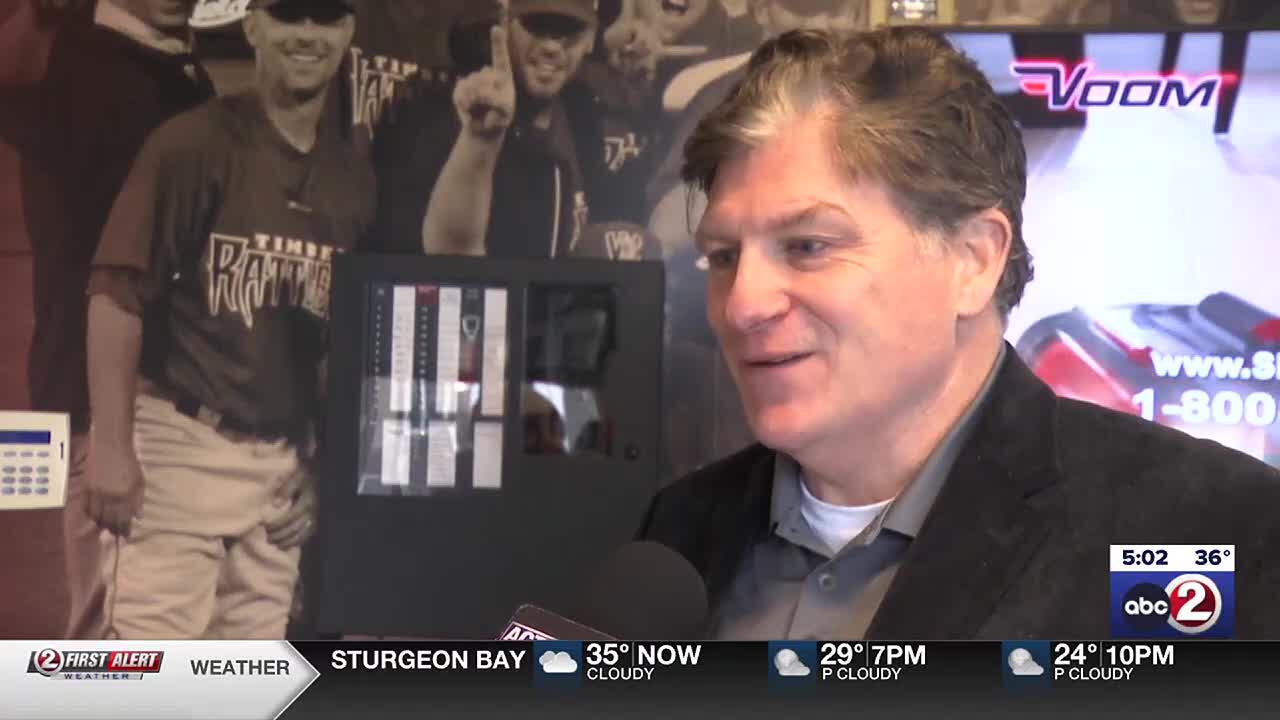 Wisconsin Timber Rattlers announcer reflects on Bob Uecker’s death