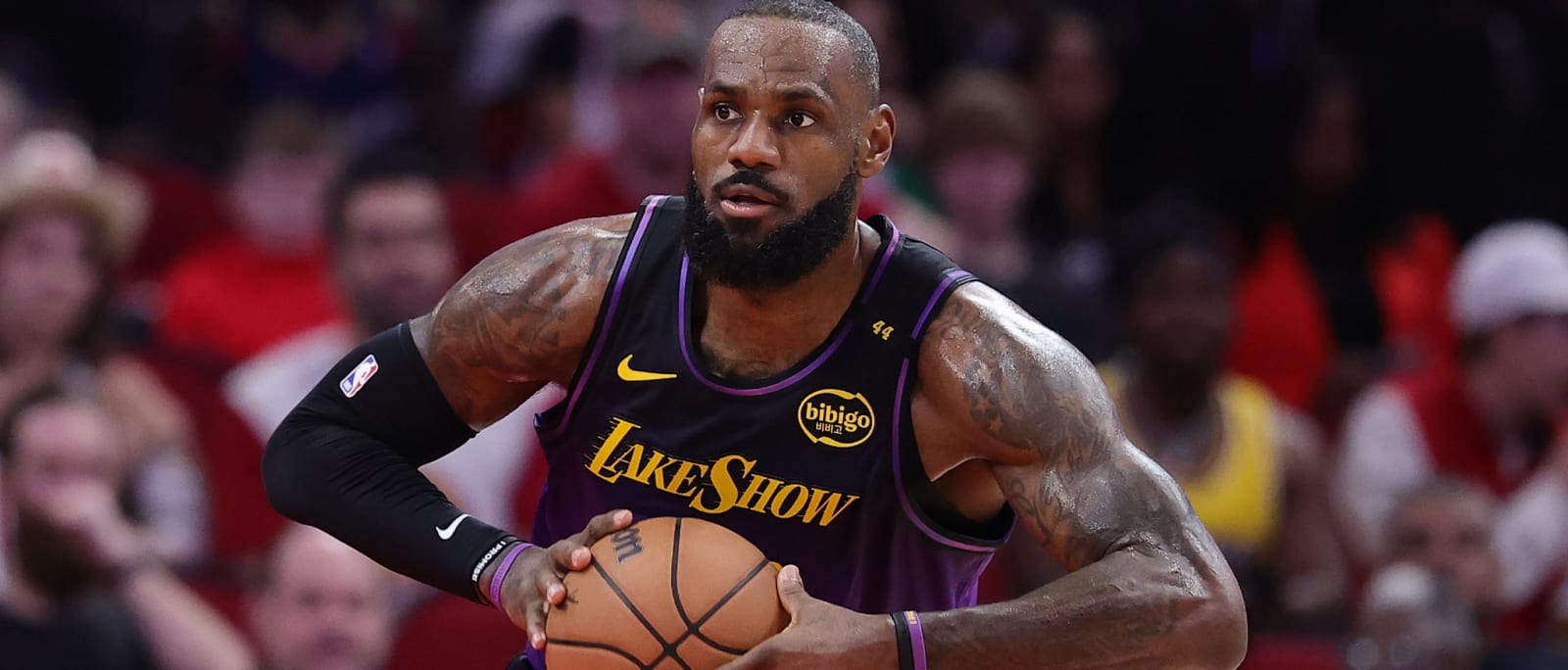 LeBron James And His Family Forced To Evacuate Home Amid Raging Los ...