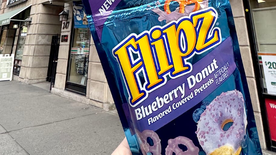 Flipz Blueberry Donut brings breakfast to snack time