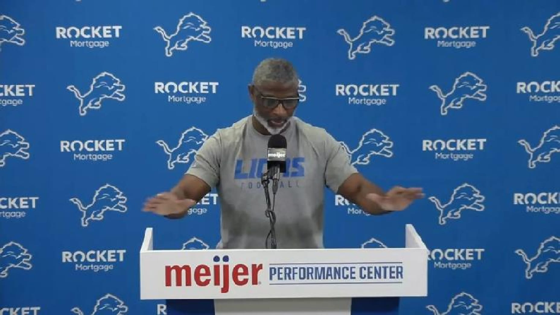 Quintessential Bears coaching candidate Aaron Glenn.mp4