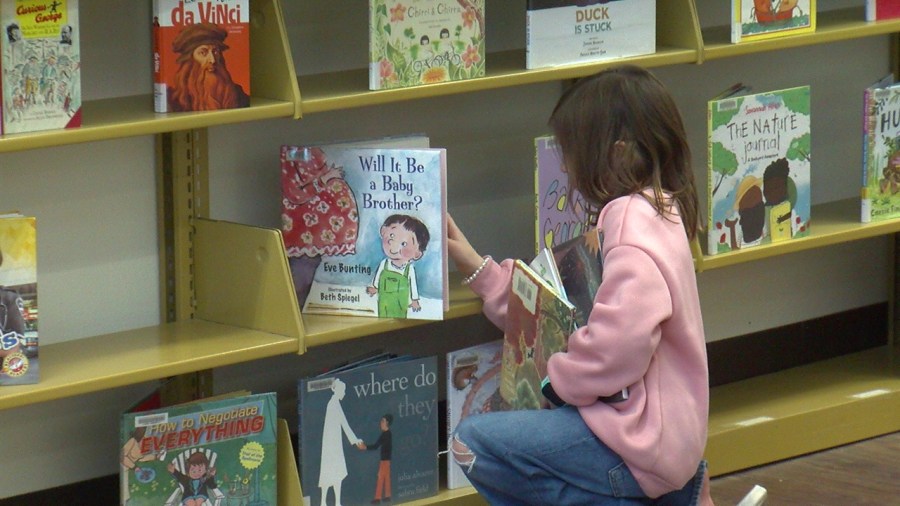 Southwest Bakersfield Kern County Library reopens after year-long ...