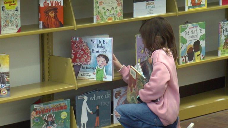 Southwest Bakersfield Kern County Library reopens after year-long ...