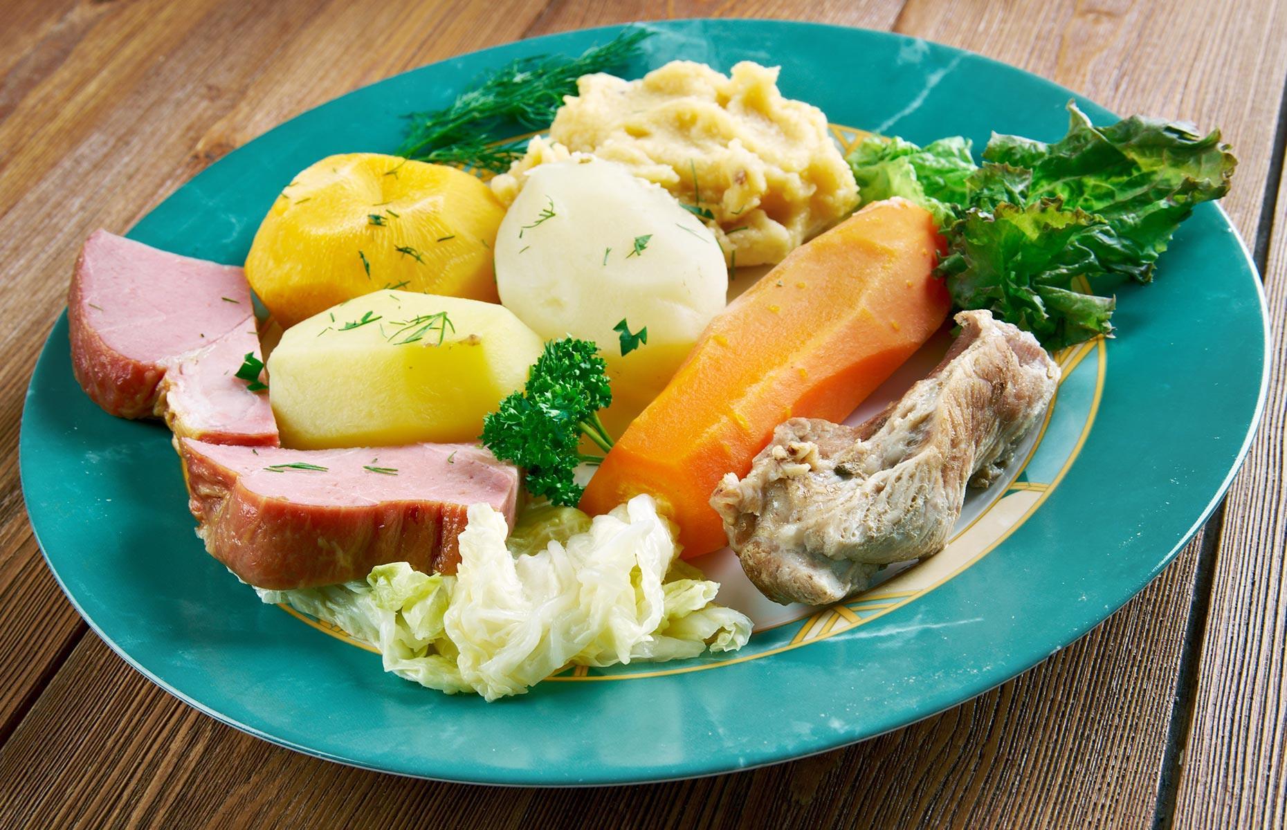 36 classic Canadian foods the rest of the world thinks are weird